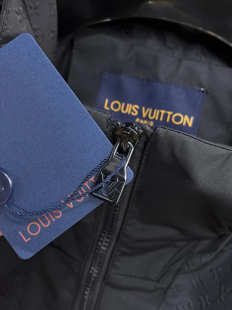 Low-cost Louis Vuitton Outwear