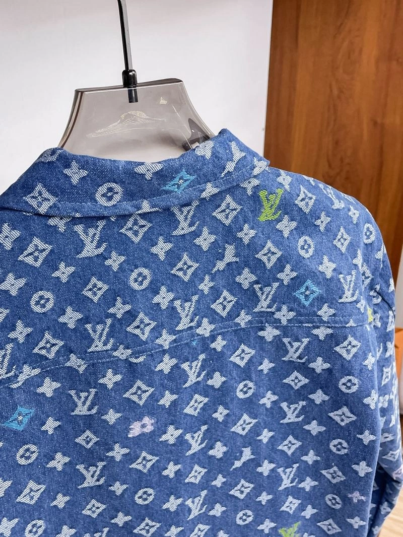 Exact replica Louis Vuitton Outwear