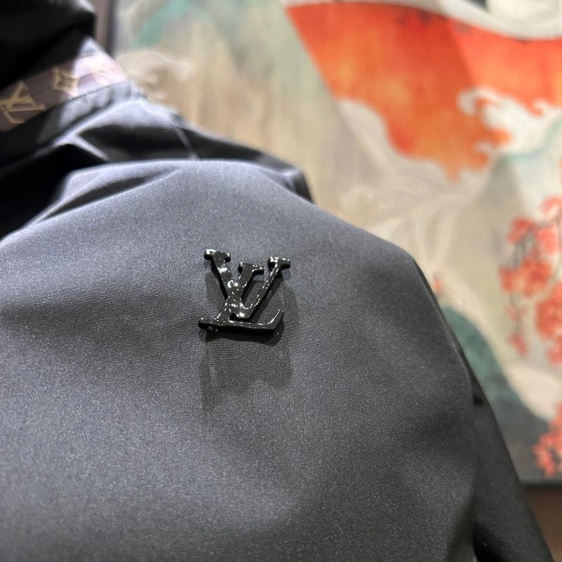 Mirror quality Louis Vuitton Outwear