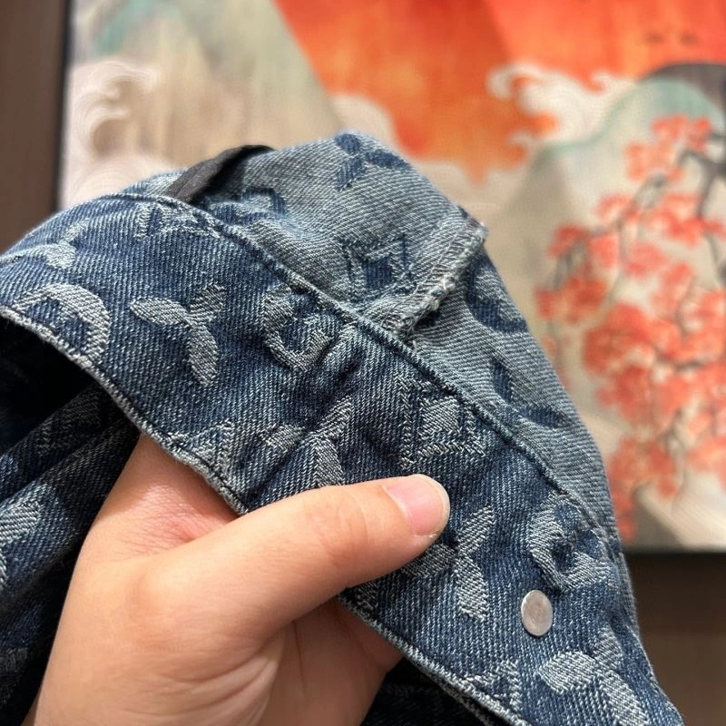 Economical Louis Vuitton Outwear