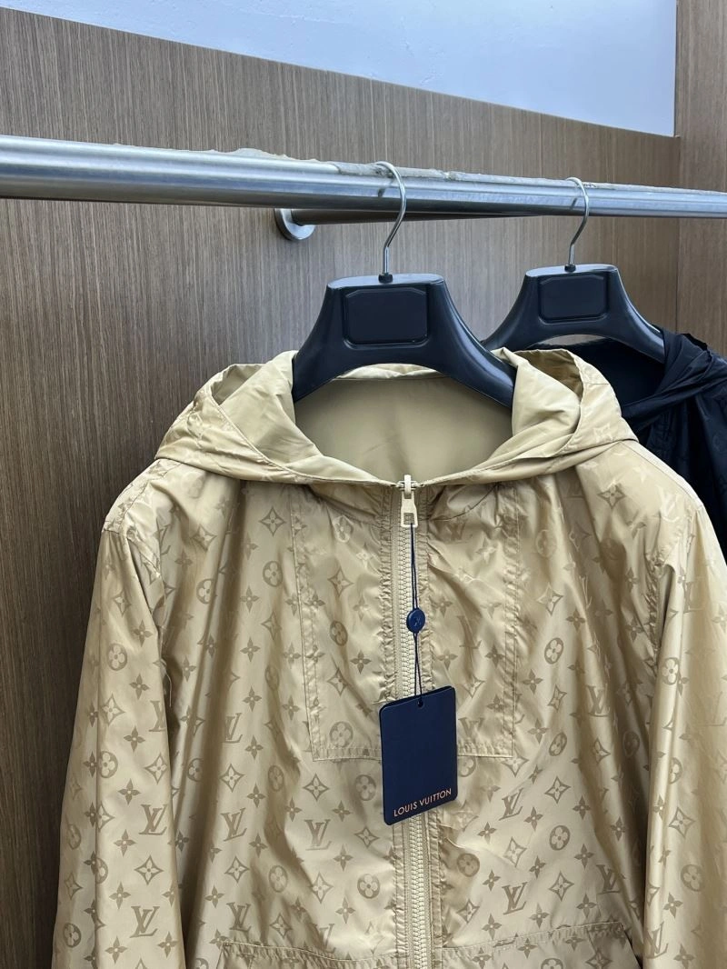 Perfect replica Louis Vuitton Outwear