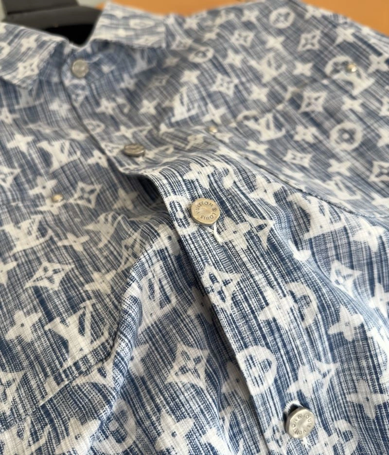 Legit Louis Vuitton Outwear