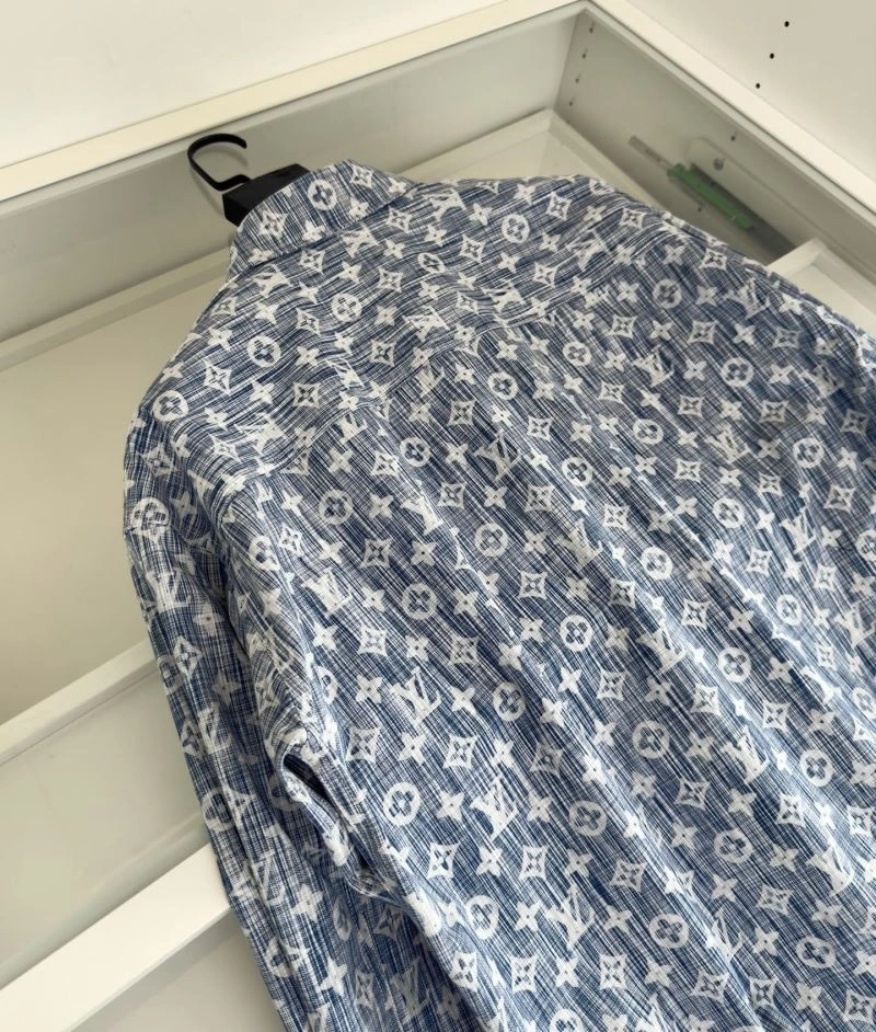 Legit Louis Vuitton Outwear