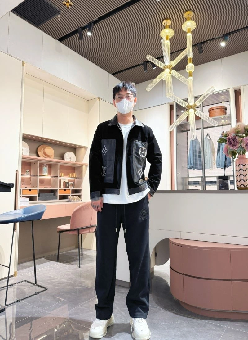 Authentic Louis Vuitton Outwear