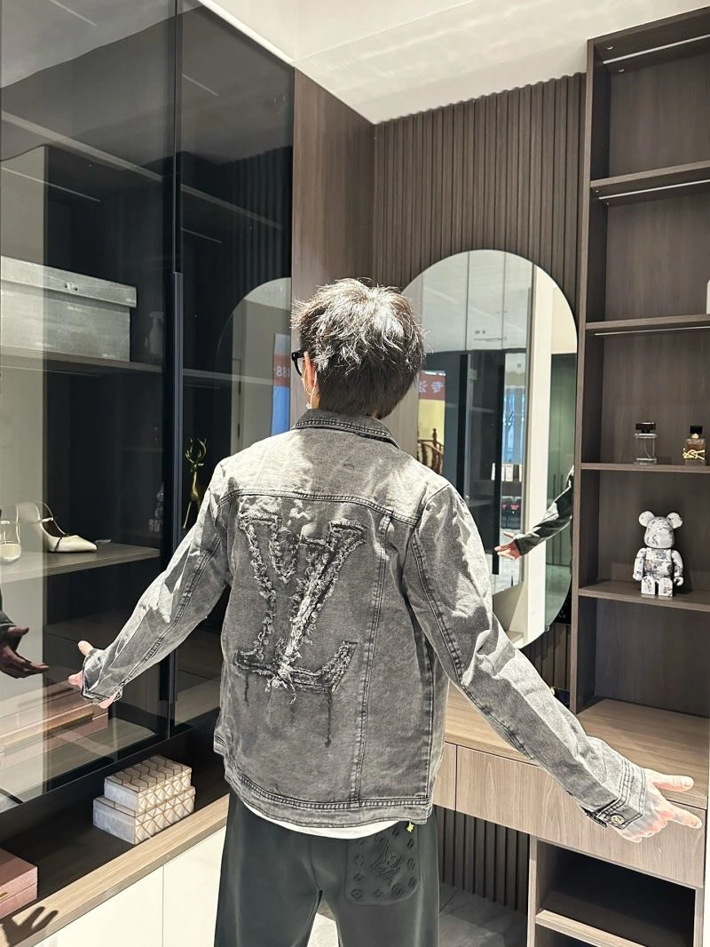 Economical Louis Vuitton Outwear