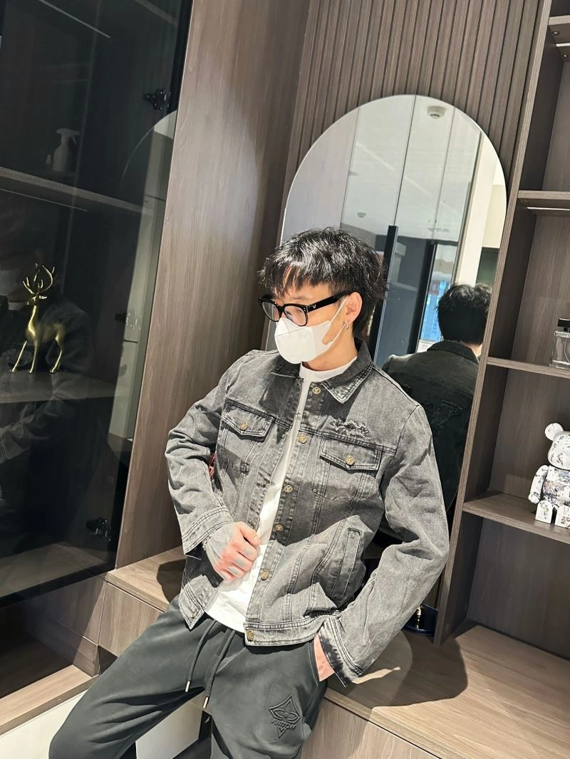 Economical Louis Vuitton Outwear