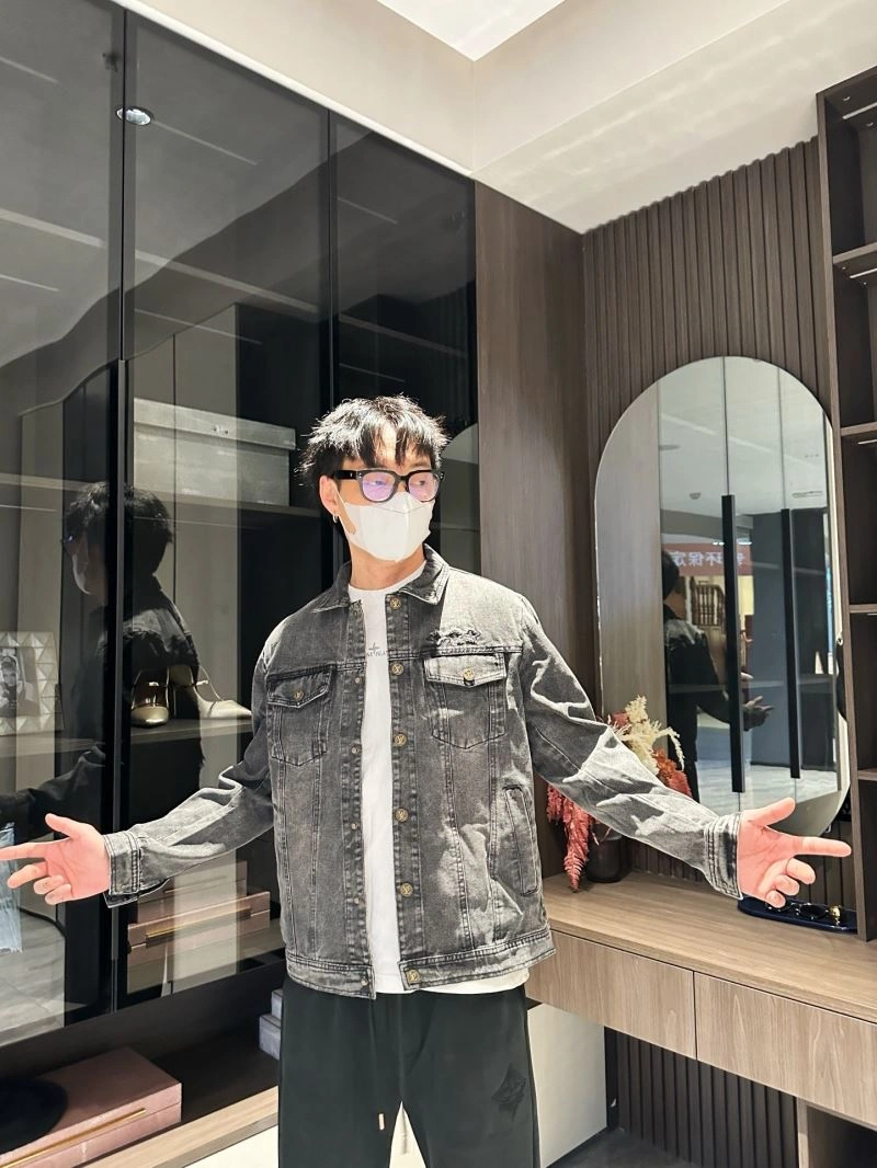 Economical Louis Vuitton Outwear