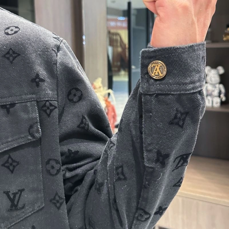Real Louis Vuitton Outwear
