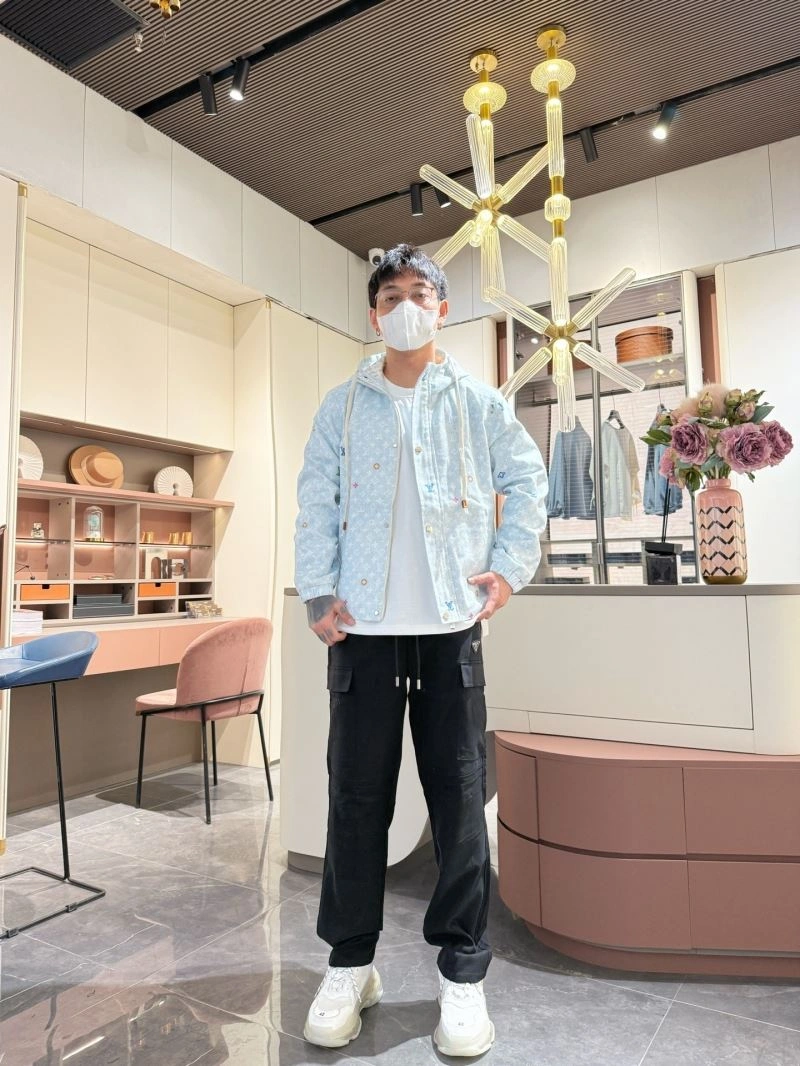 Discounted Louis Vuitton Outwear
