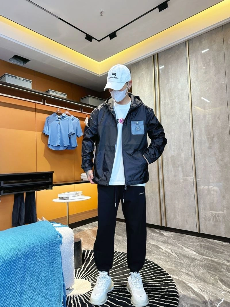 Official Louis Vuitton Outwear