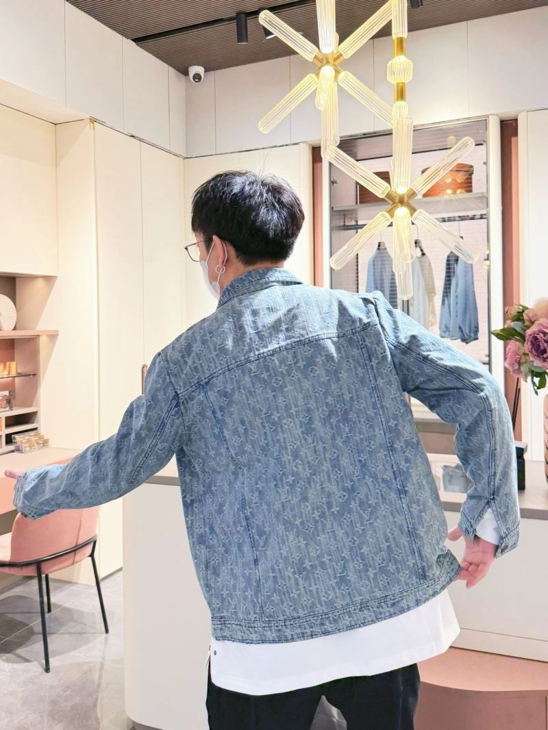 High accuracy Louis Vuitton Outwear