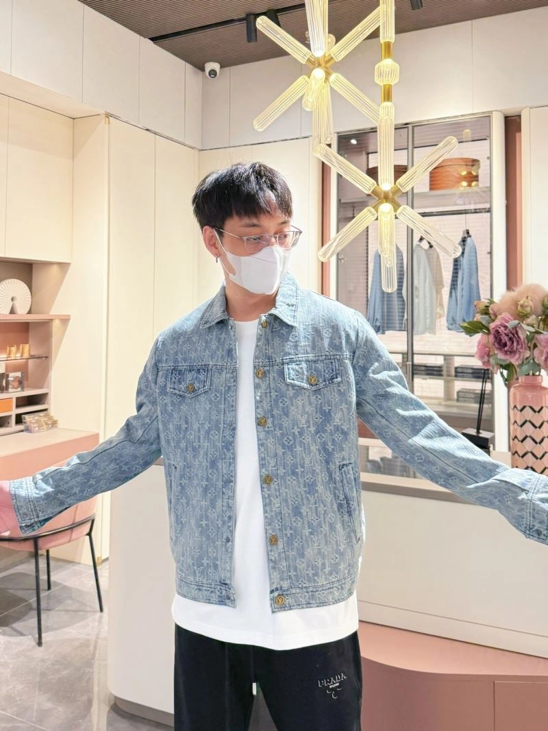 High accuracy Louis Vuitton Outwear