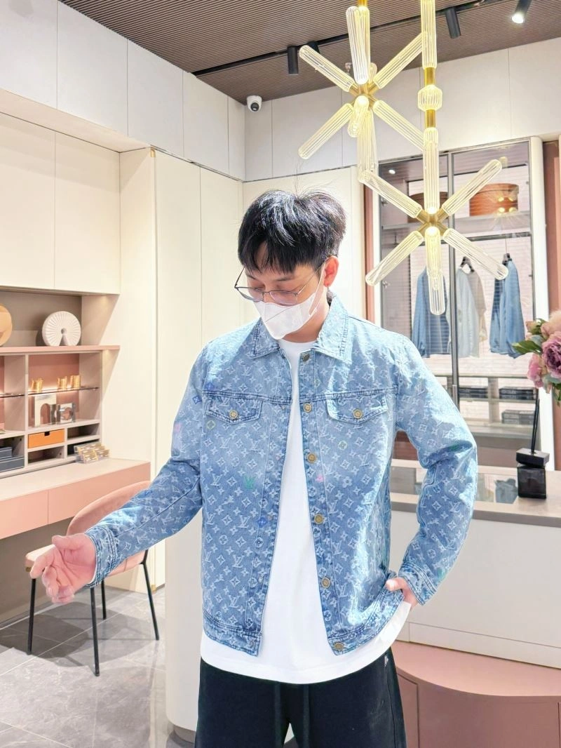 Low-cost Louis Vuitton Outwear