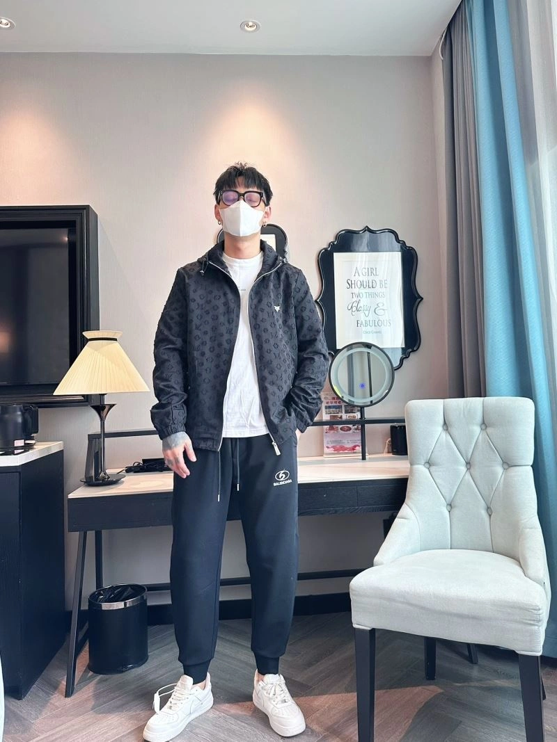 Economical Louis Vuitton Outwear