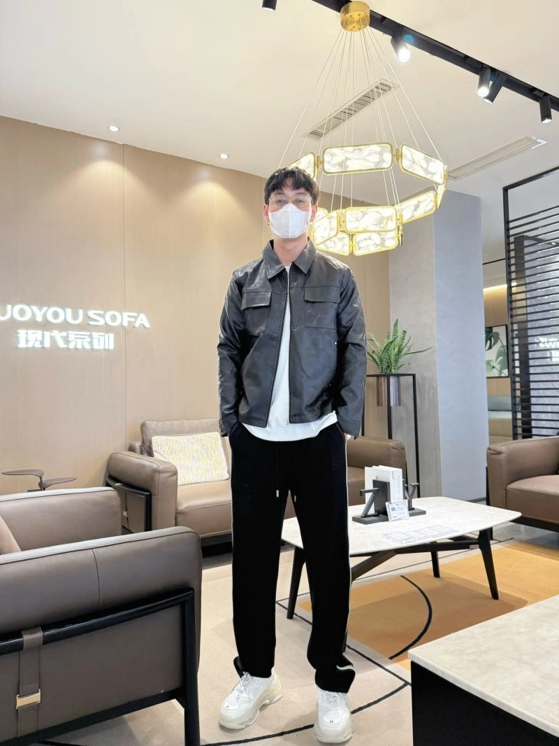 Mirror quality Louis Vuitton Outwear