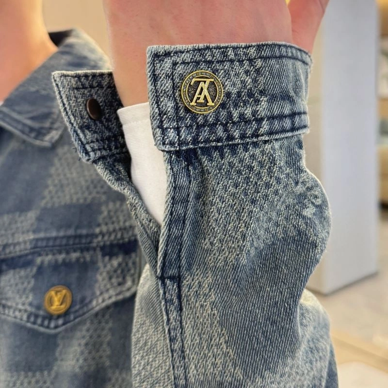 High fidelity Louis Vuitton Outwear