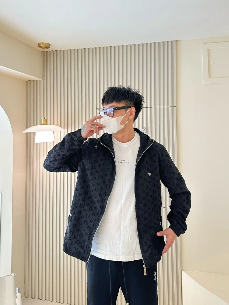 High accuracy Louis Vuitton Outwear