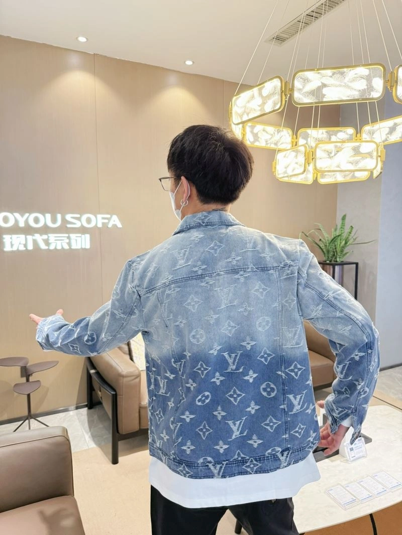 Official Louis Vuitton Outwear