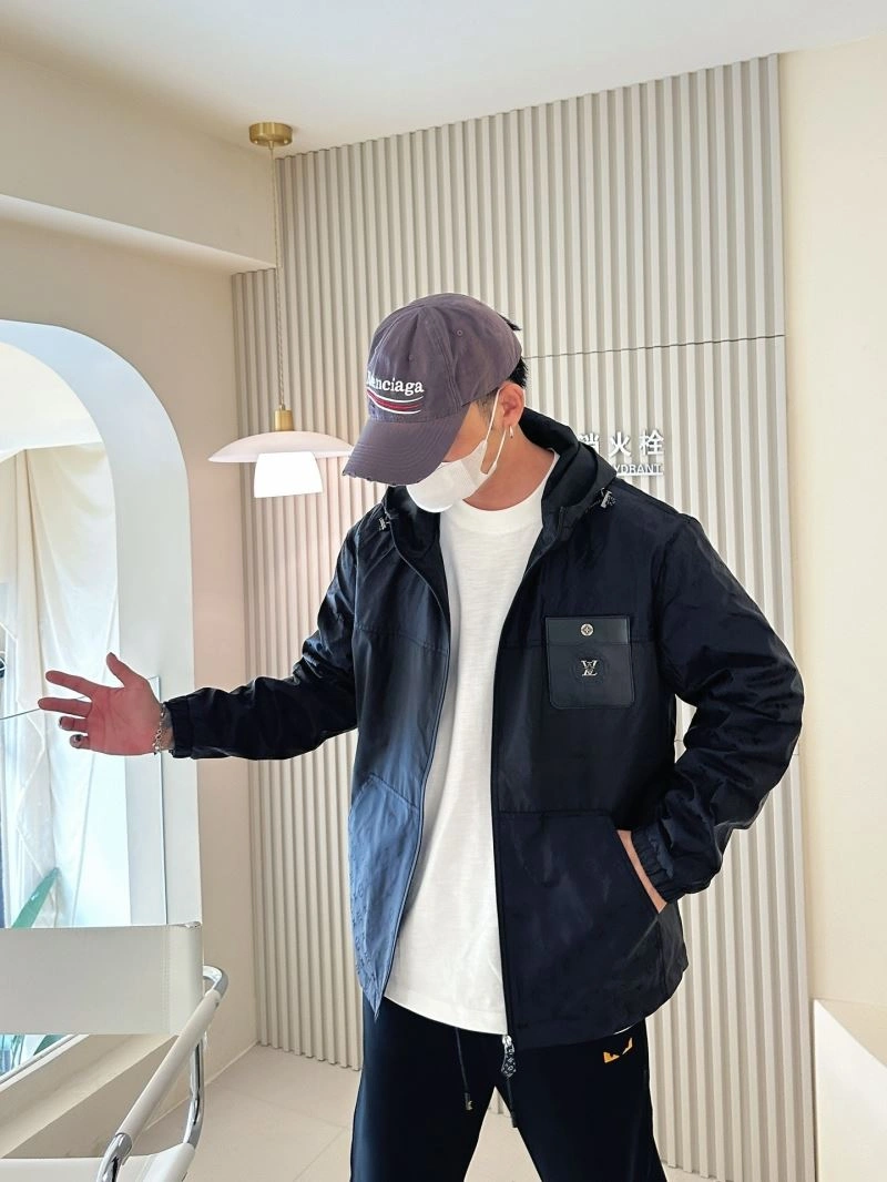 Official Louis Vuitton Outwear