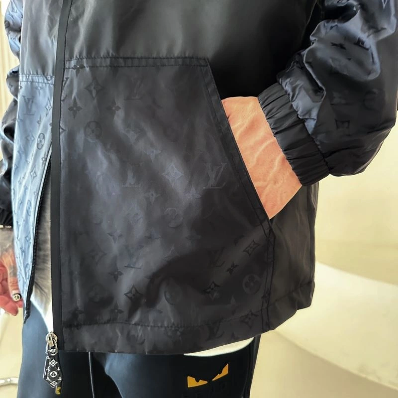 Official Louis Vuitton Outwear