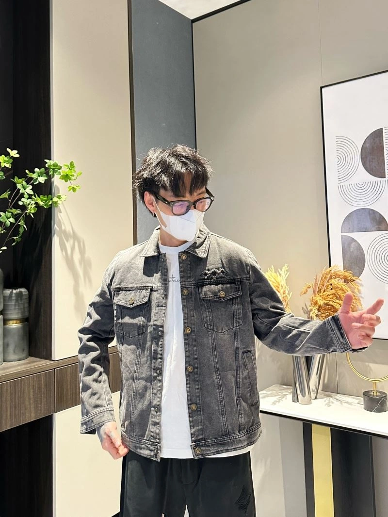High fidelity Louis Vuitton Outwear