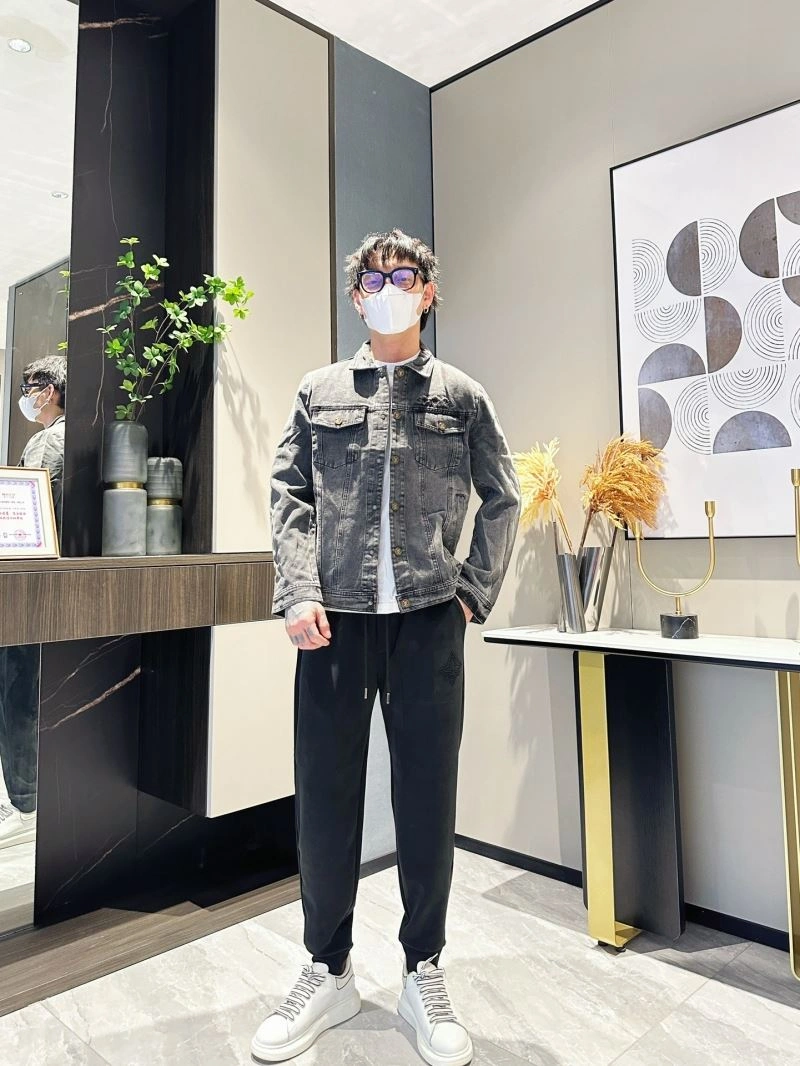 High fidelity Louis Vuitton Outwear