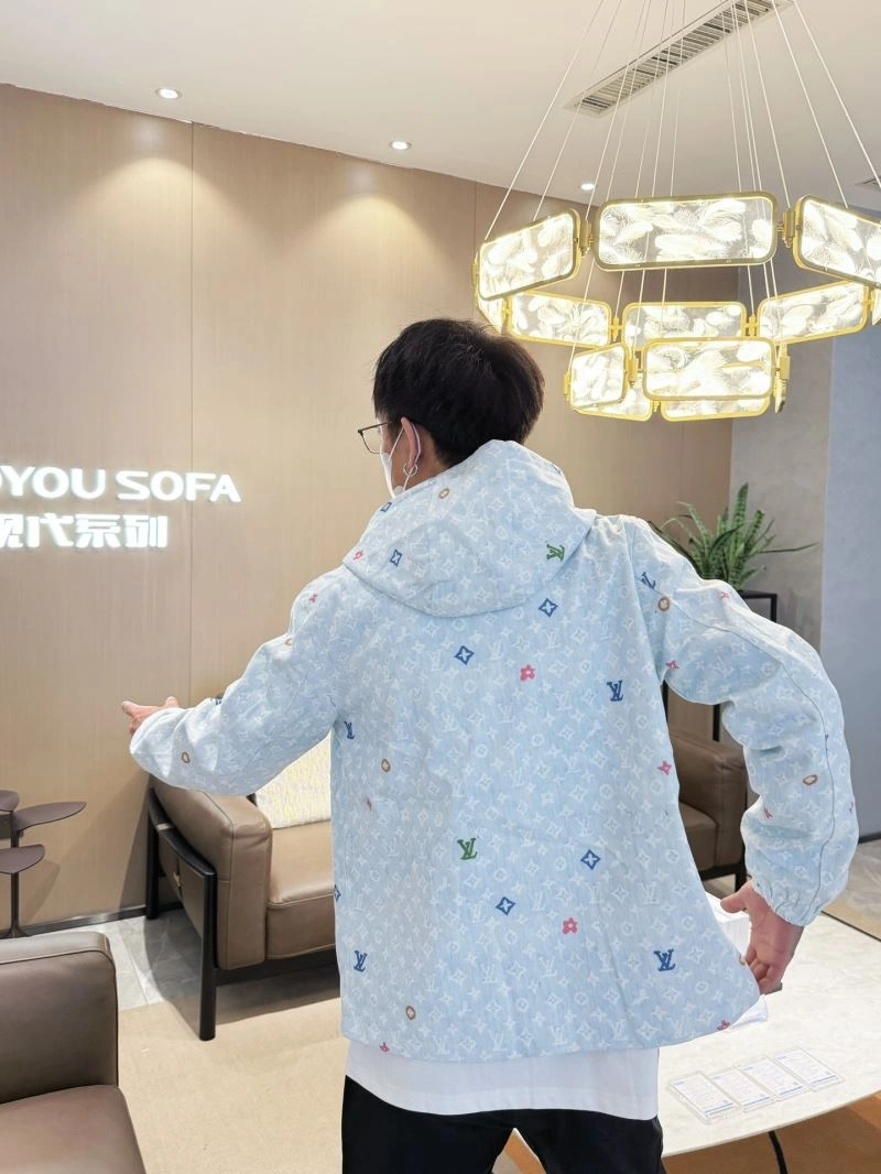 Exact replica Louis Vuitton Outwear
