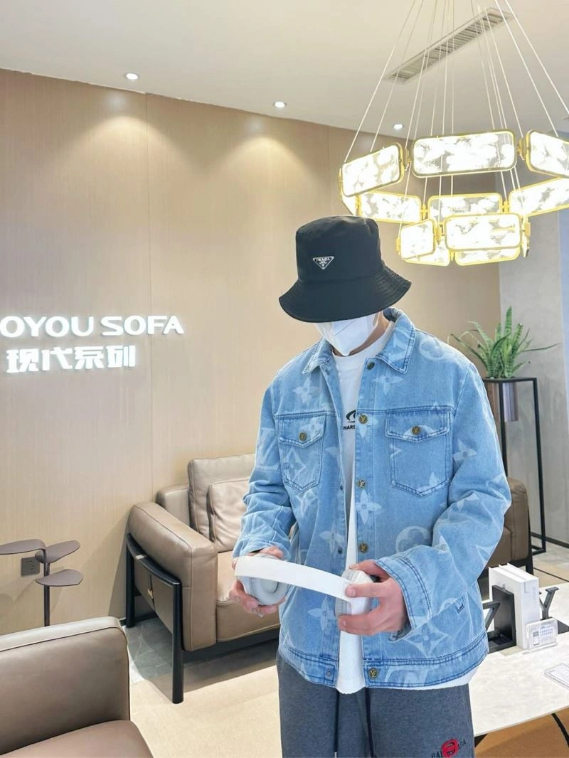 Perfect replica Louis Vuitton Outwear