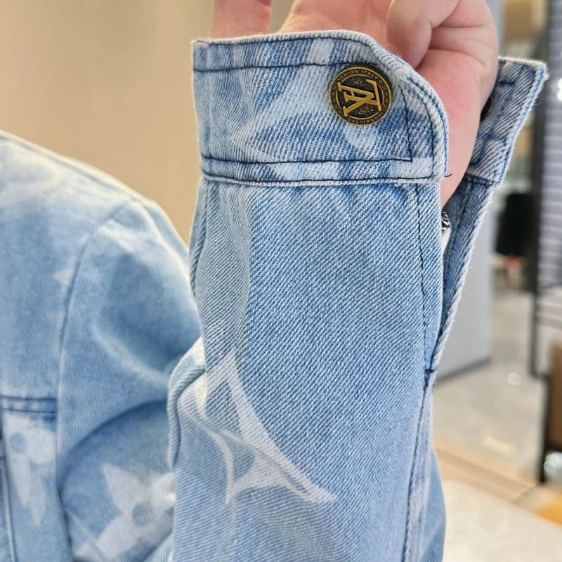Perfect replica Louis Vuitton Outwear