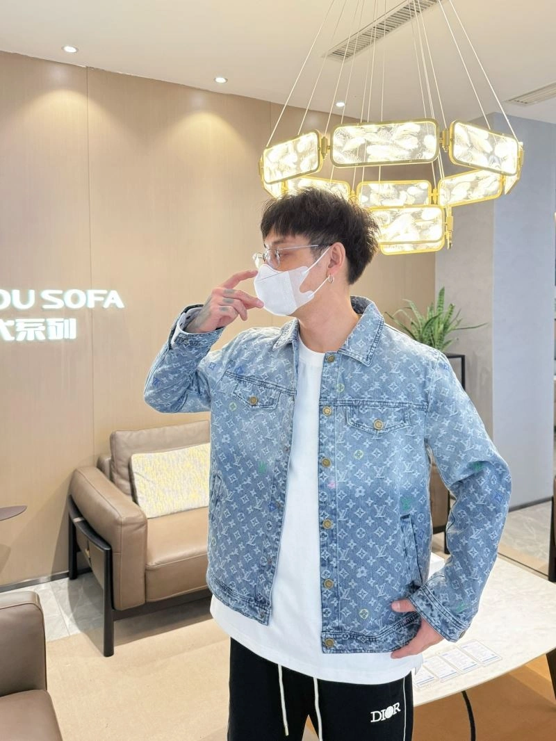 High fidelity Louis Vuitton Outwear