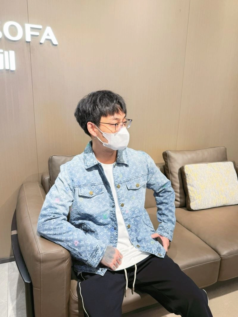 High fidelity Louis Vuitton Outwear