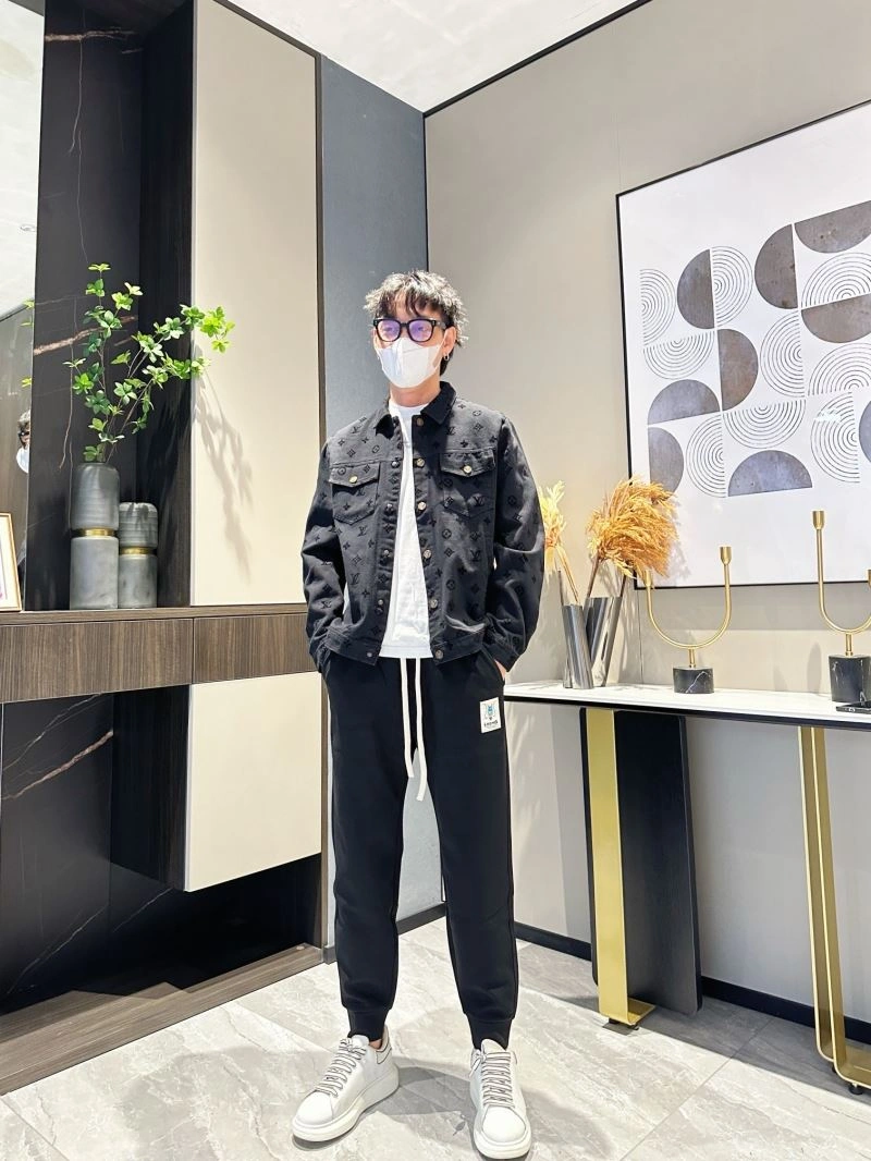 Precise copy Louis Vuitton Outwear