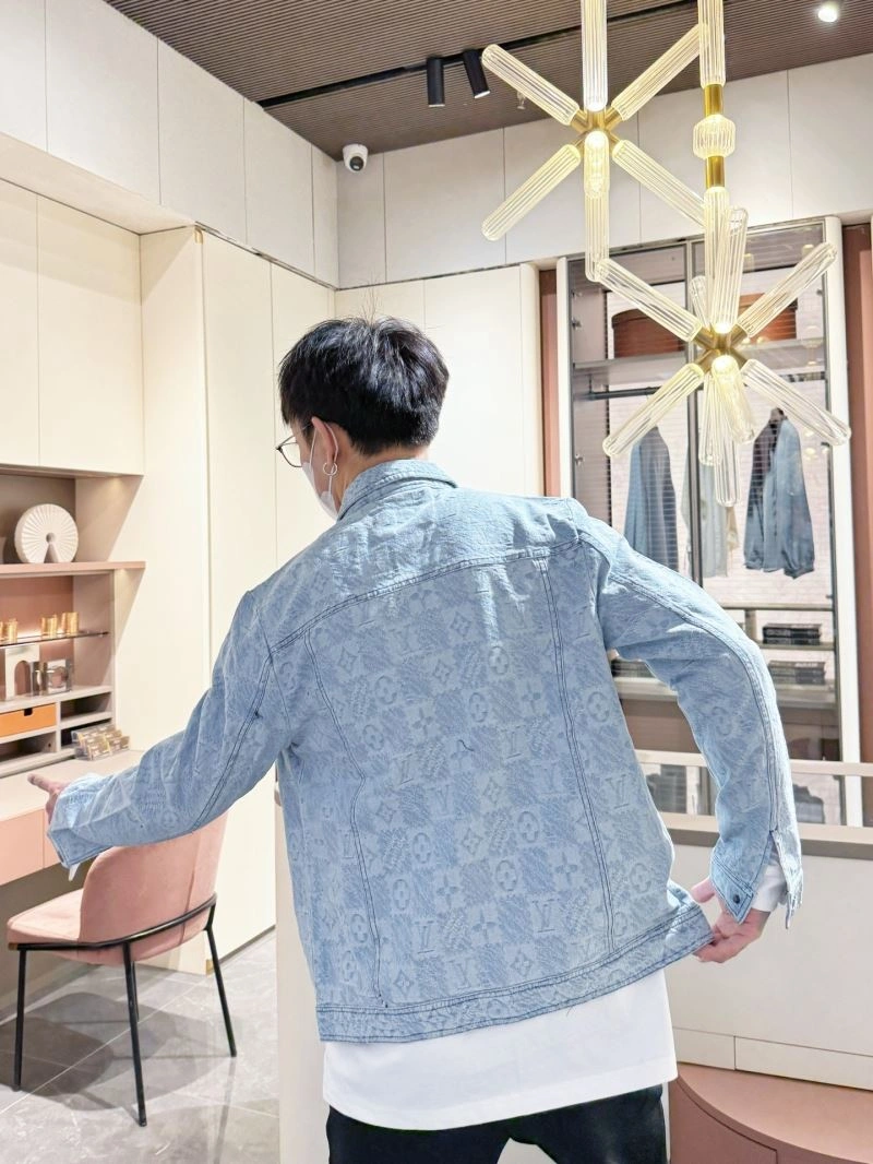 Low-cost Louis Vuitton Outwear
