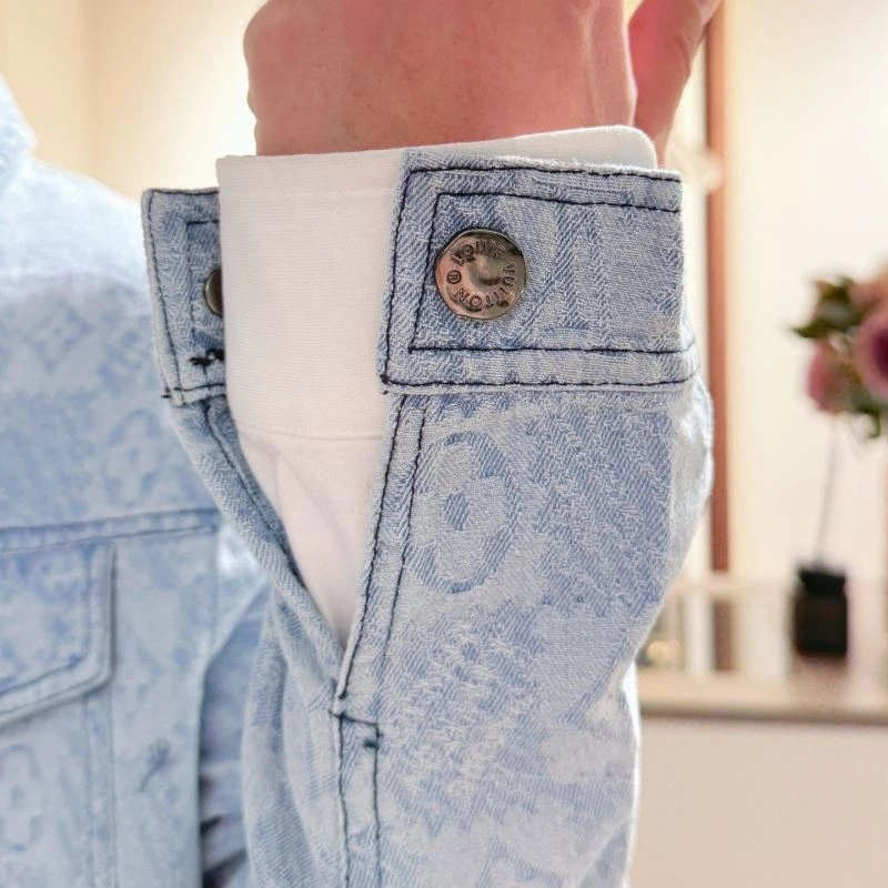 Low-cost Louis Vuitton Outwear