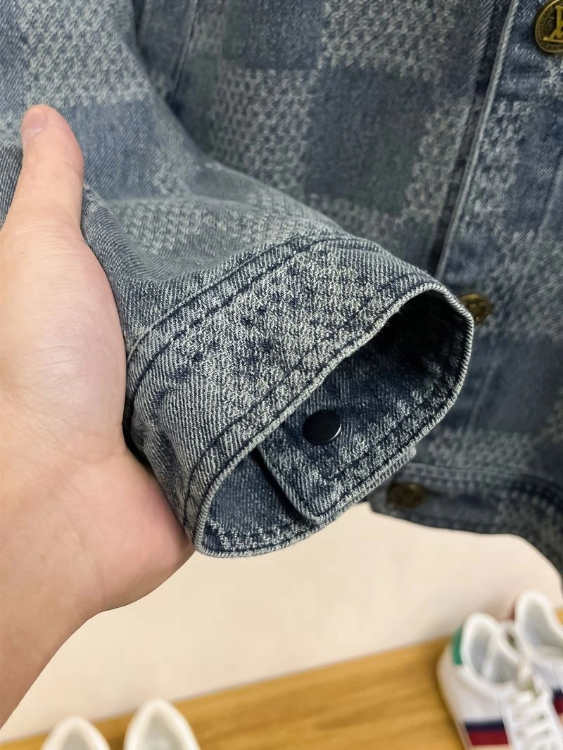 Real Louis Vuitton Outwear