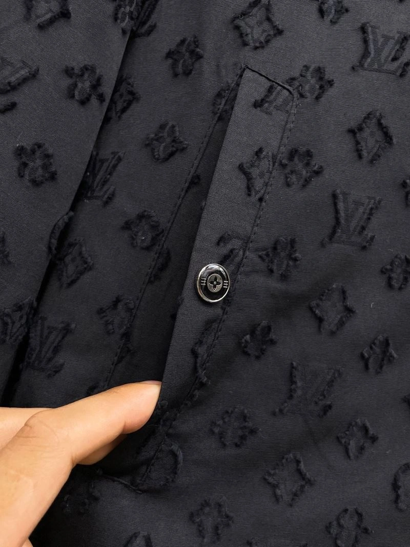 Bargain Louis Vuitton Outwear