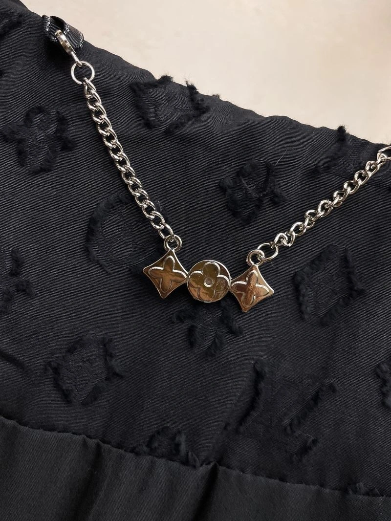 Bargain Louis Vuitton Outwear
