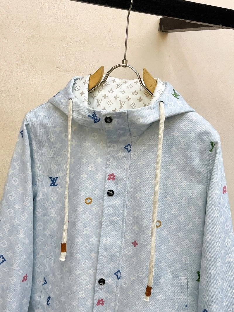 Top mirror Louis Vuitton Outwear