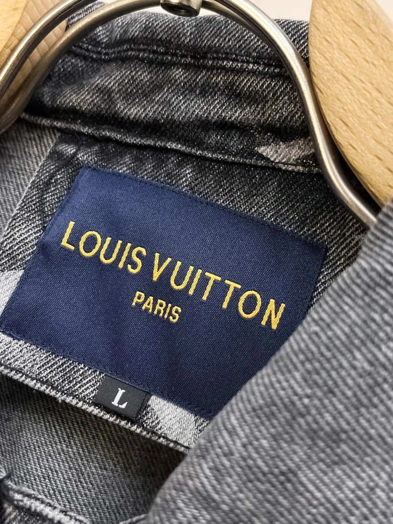 Official Louis Vuitton Outwear