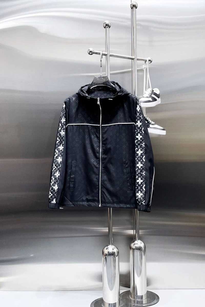 Louis Vuitton Outwear