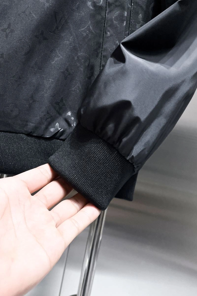 Legit Louis Vuitton Outwear