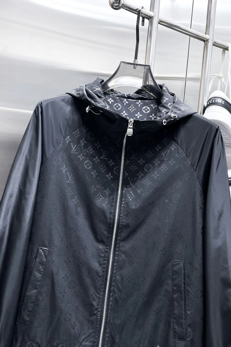 Legit Louis Vuitton Outwear