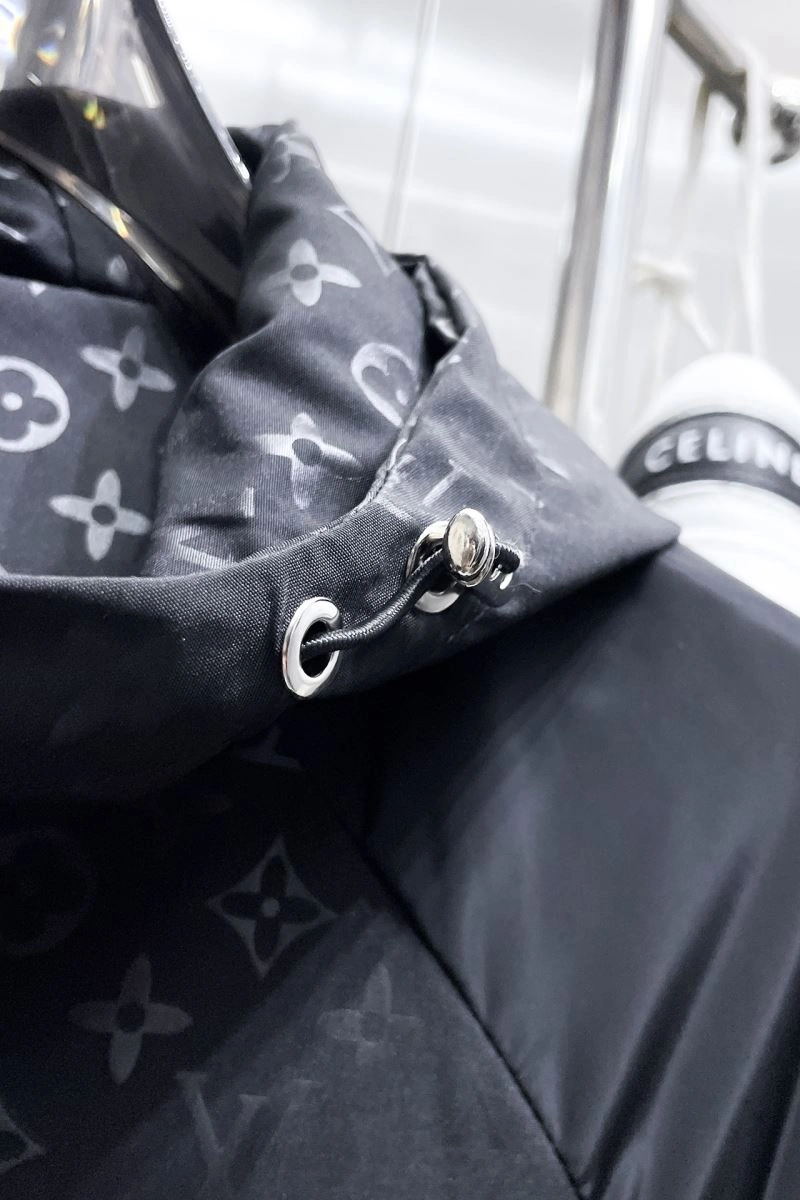 Legit Louis Vuitton Outwear