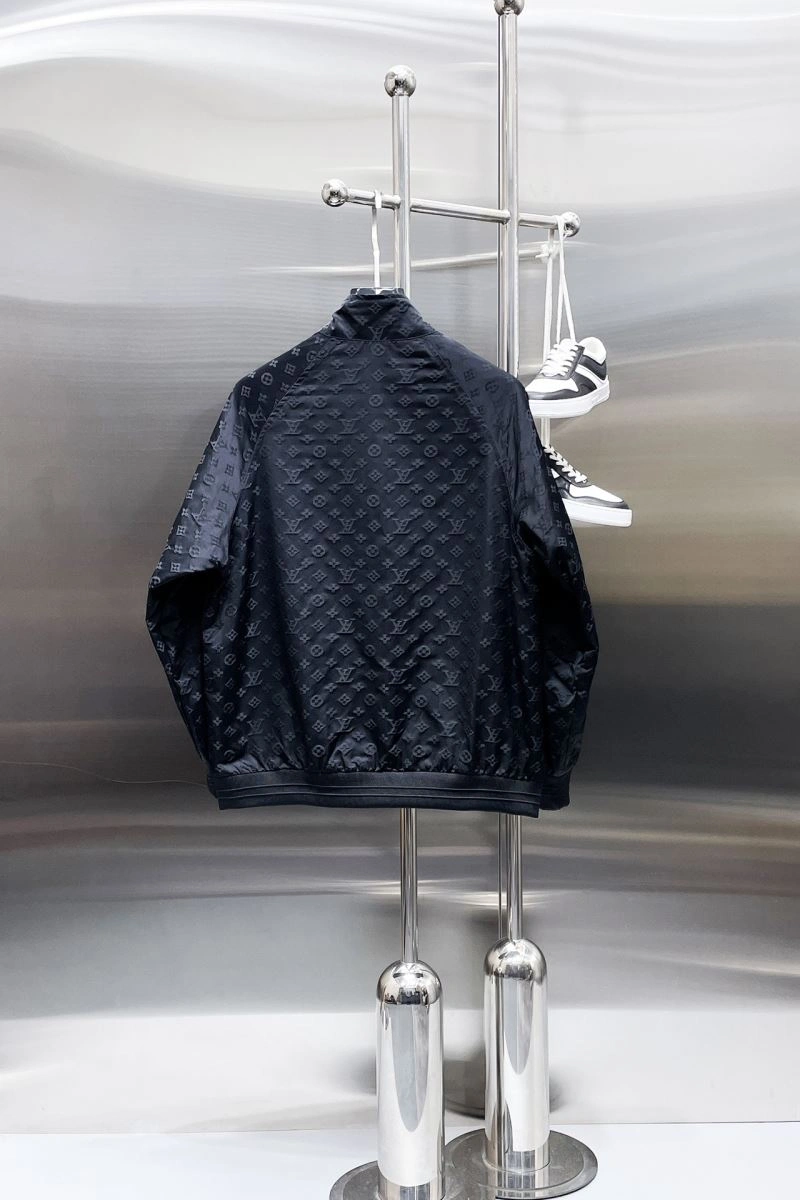 Cut-rate Louis Vuitton Outwear