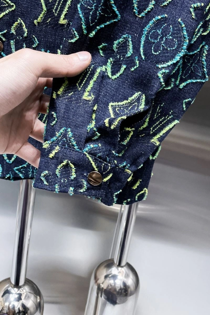 Low-cost Louis Vuitton Outwear