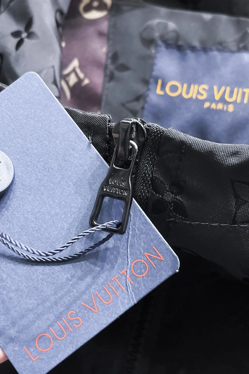 Legit Louis Vuitton Outwear