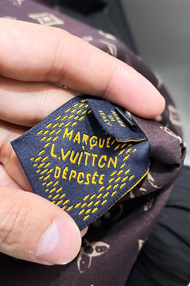 Legit Louis Vuitton Outwear