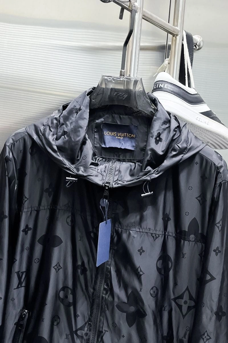 Inexpensive Louis Vuitton Outwear