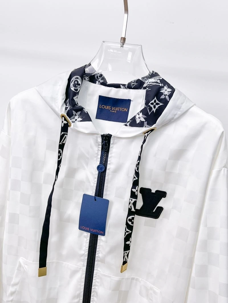 Real Louis Vuitton Outwear