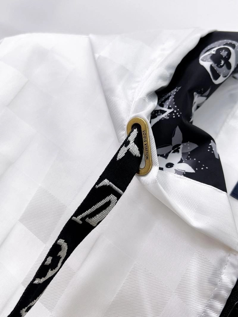 Real Louis Vuitton Outwear